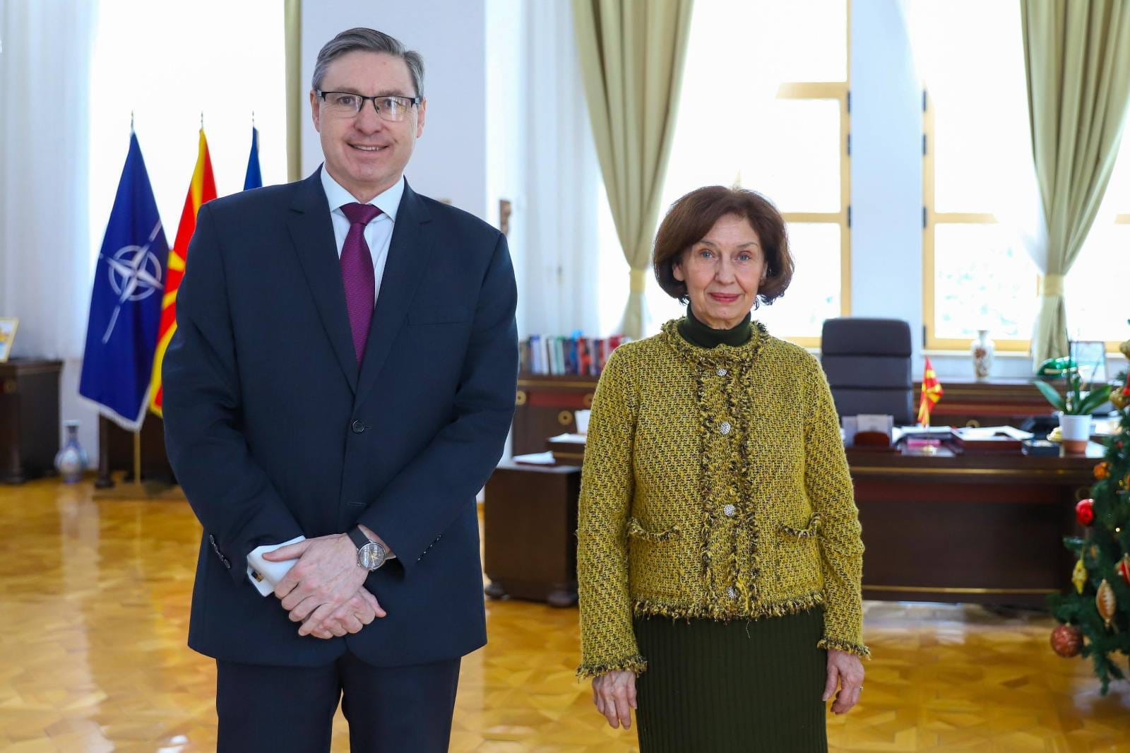 President Siljanovska-Davkova receives the Australian Ambassador Daniel ...